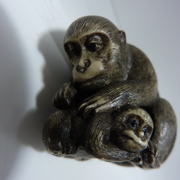 PEM | Art | Vintage Japanese Netsuke Figure Monkey With Baby Pem Signed ...